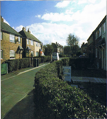 oasisblues: Round their way