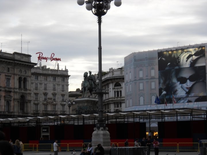 oasisblues: Ray-Ban made in Milan