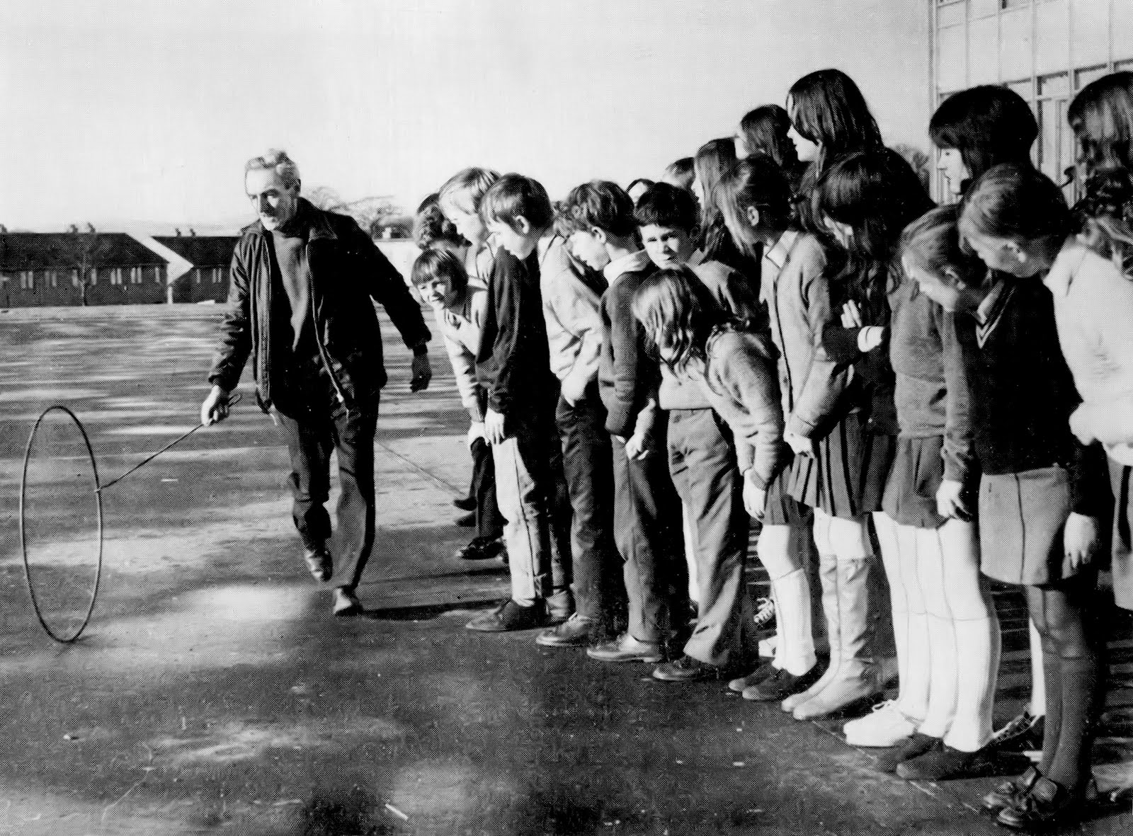 RETRO DUNDEE: DRYBURGH PLAYGROUND - 1972