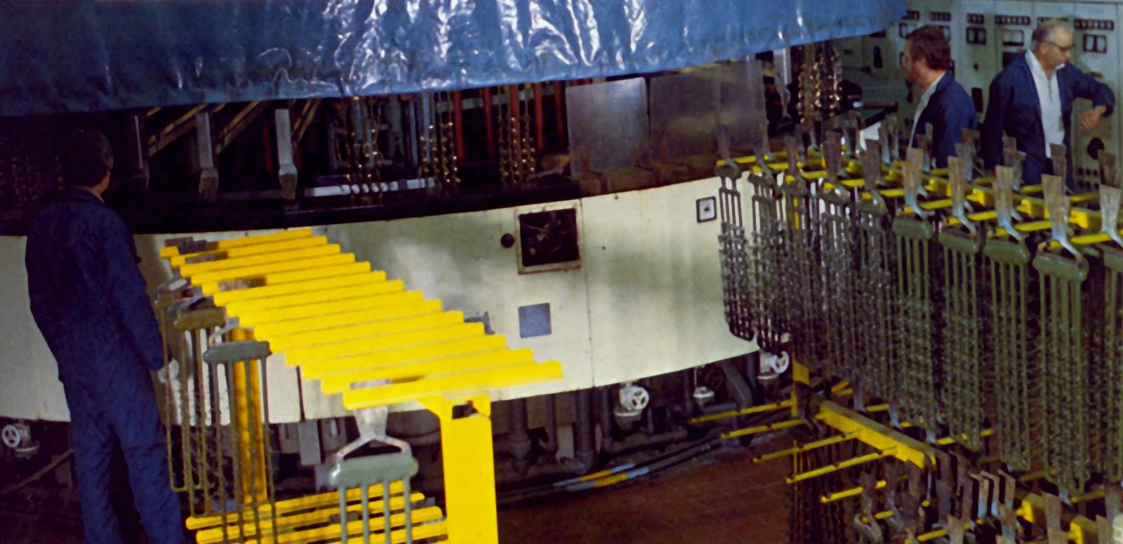 RETRO DUNDEE: INSIDE TIMEX - 1980'S - #2