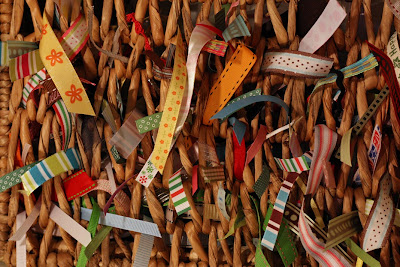 CRAFTY STORAGE: ribbon storage...