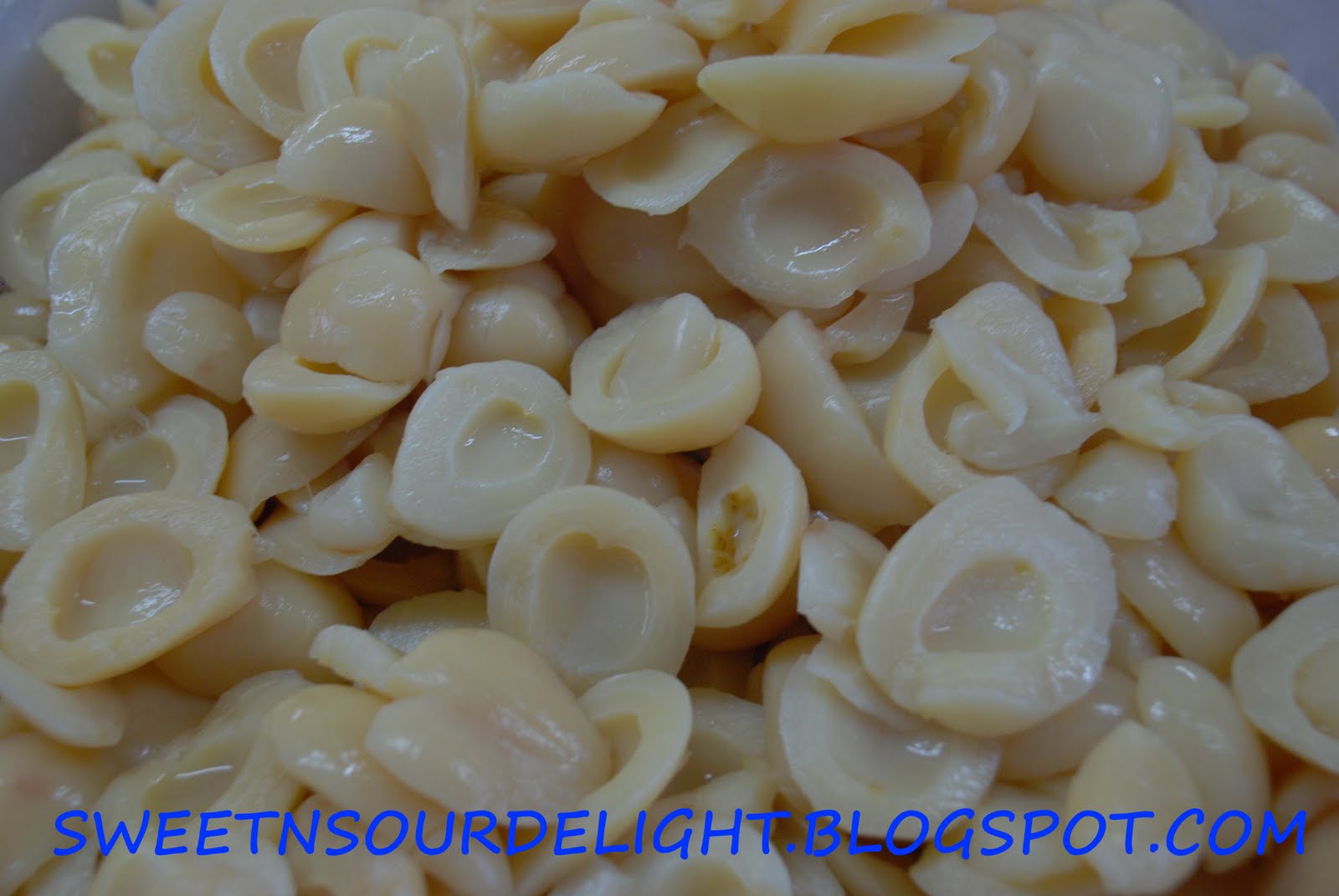 SWEET AND SOUR DELIGHT: Salak Madu