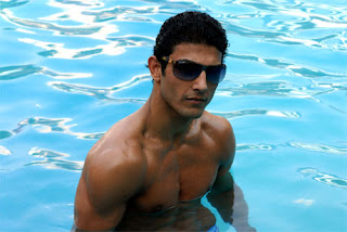 Shirtless Bollywood Men: Pravesh Rana
