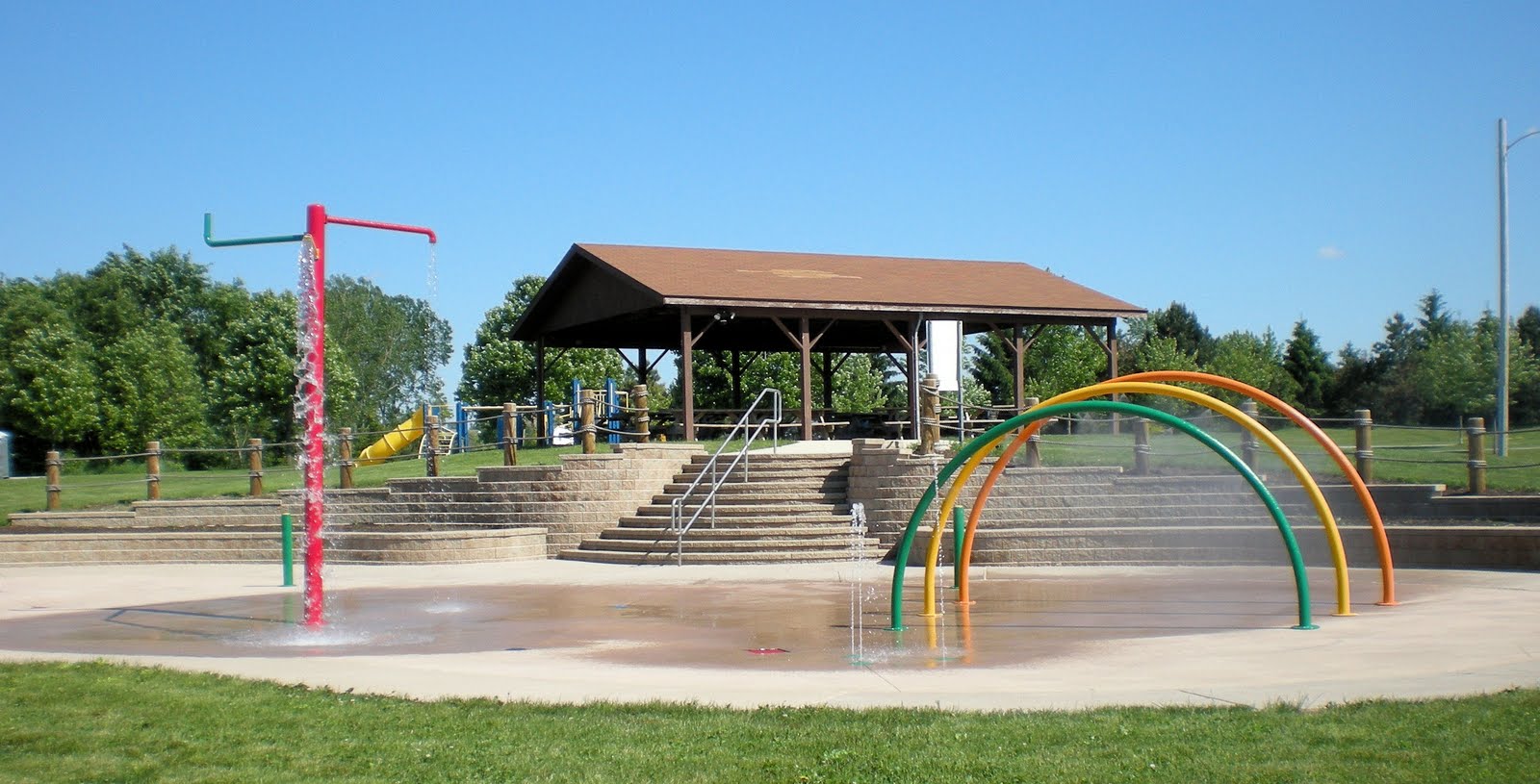 78. Area SPLASH PARKS!!! | 365 Fun Things