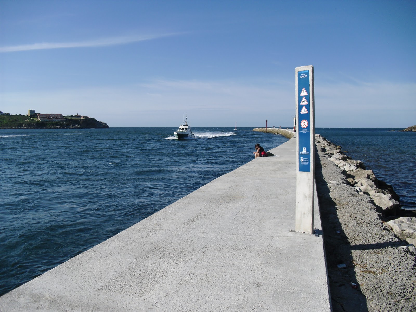 playas y paseos por la costa: PLAYA DE CUCHIA