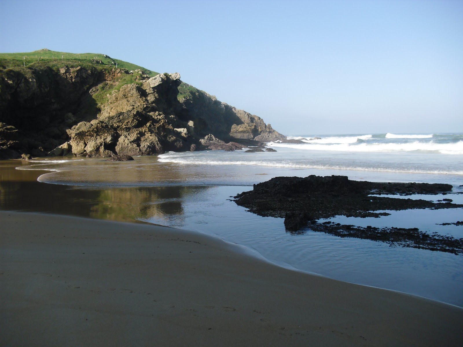 playas y paseos por la costa: PLAYA DE SANTA JUSTA EN UBIARCO