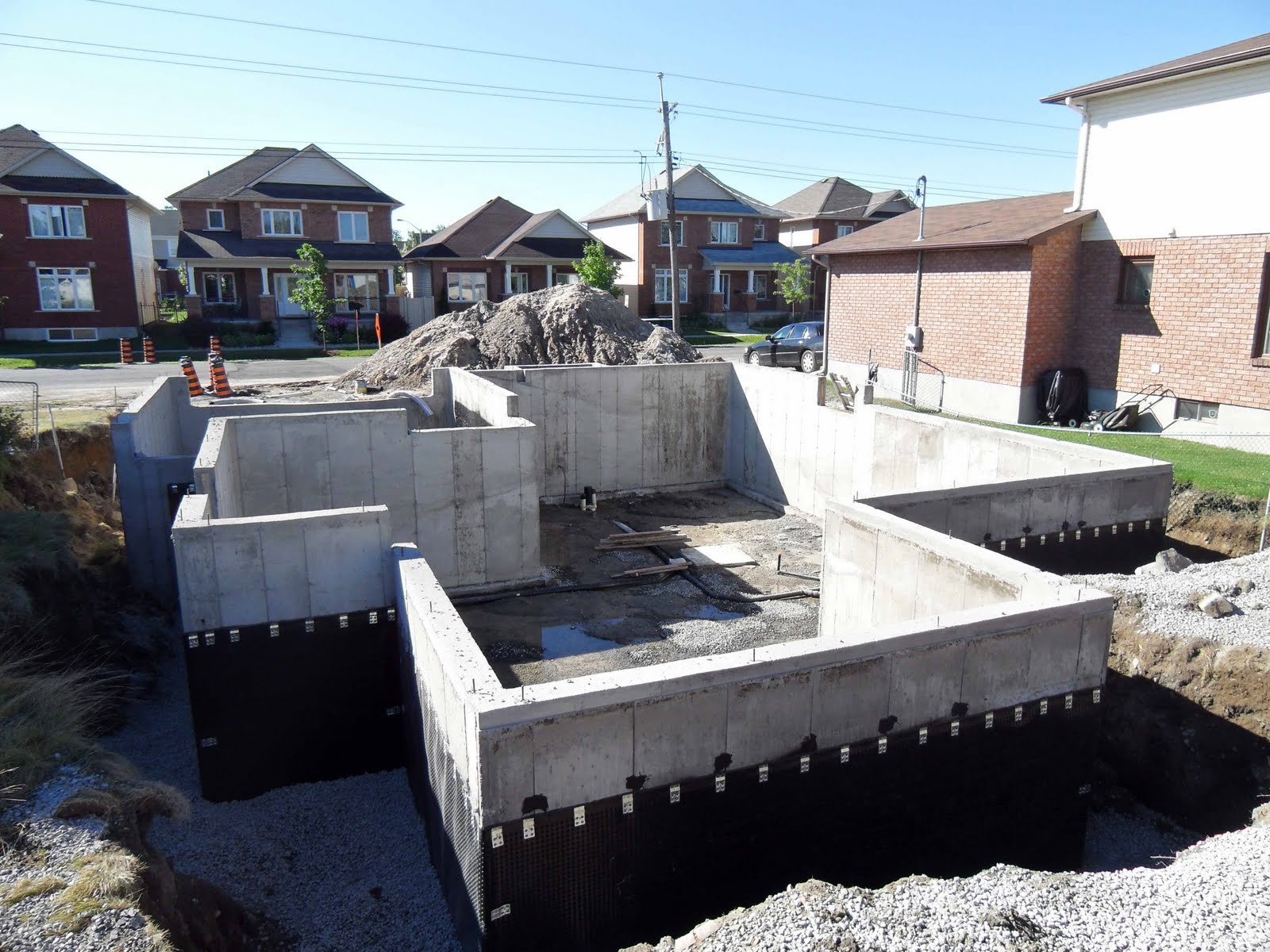 Let's make a house: A solid base