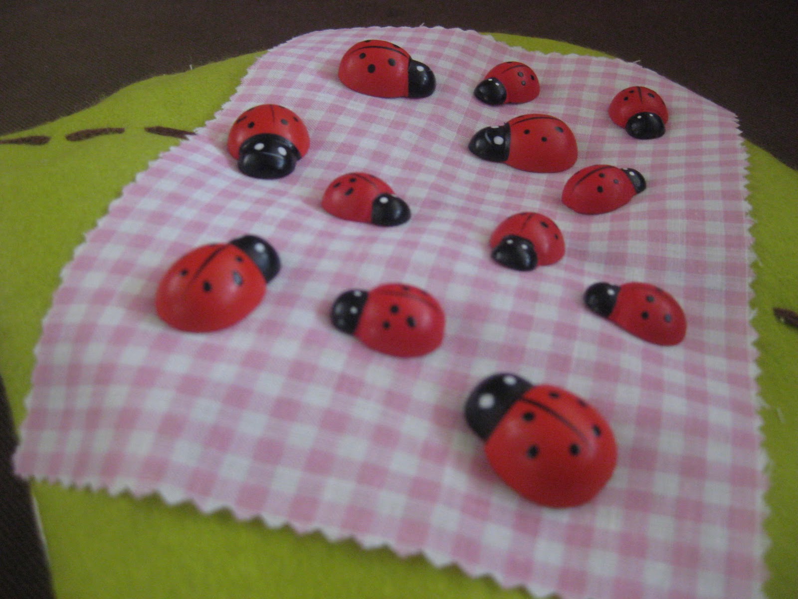 mamabec: LadyBug Picnic.