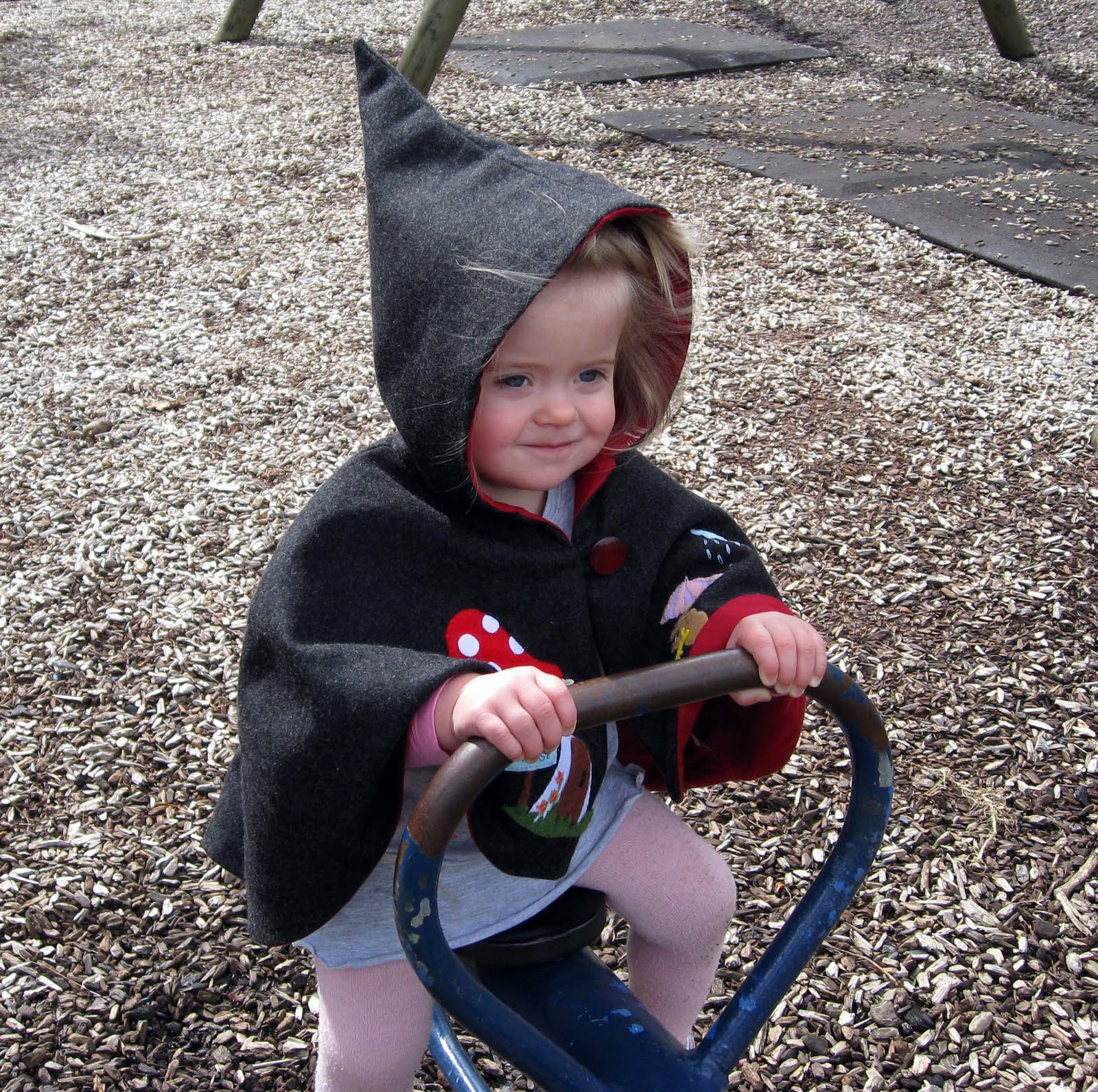 Big Little: Woodland Baby Cape