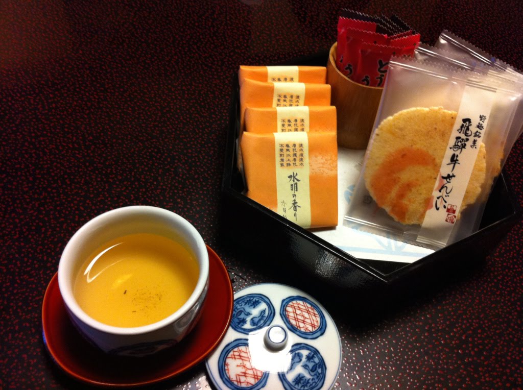 Tales of Japanese tea: Welcome drink at ryokan, Japanese-style hotel