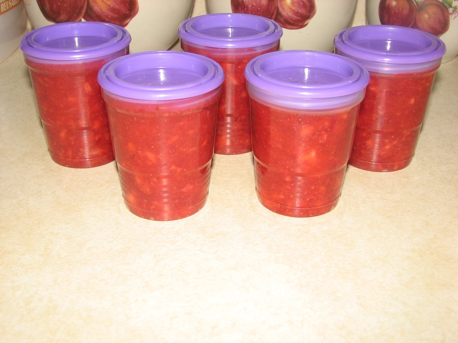 Angie's Kitchen: NO COOK STRAWBERRY FREEZER JAM