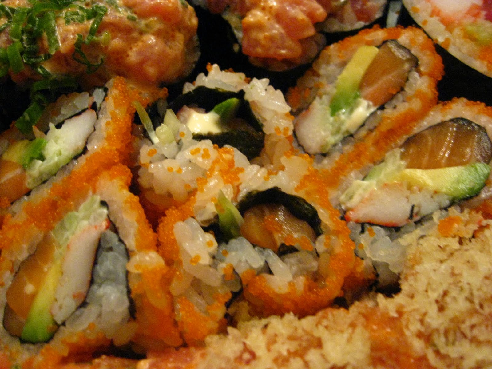 A Taste of Home Cooking: Sushi, sushi and more sushi!