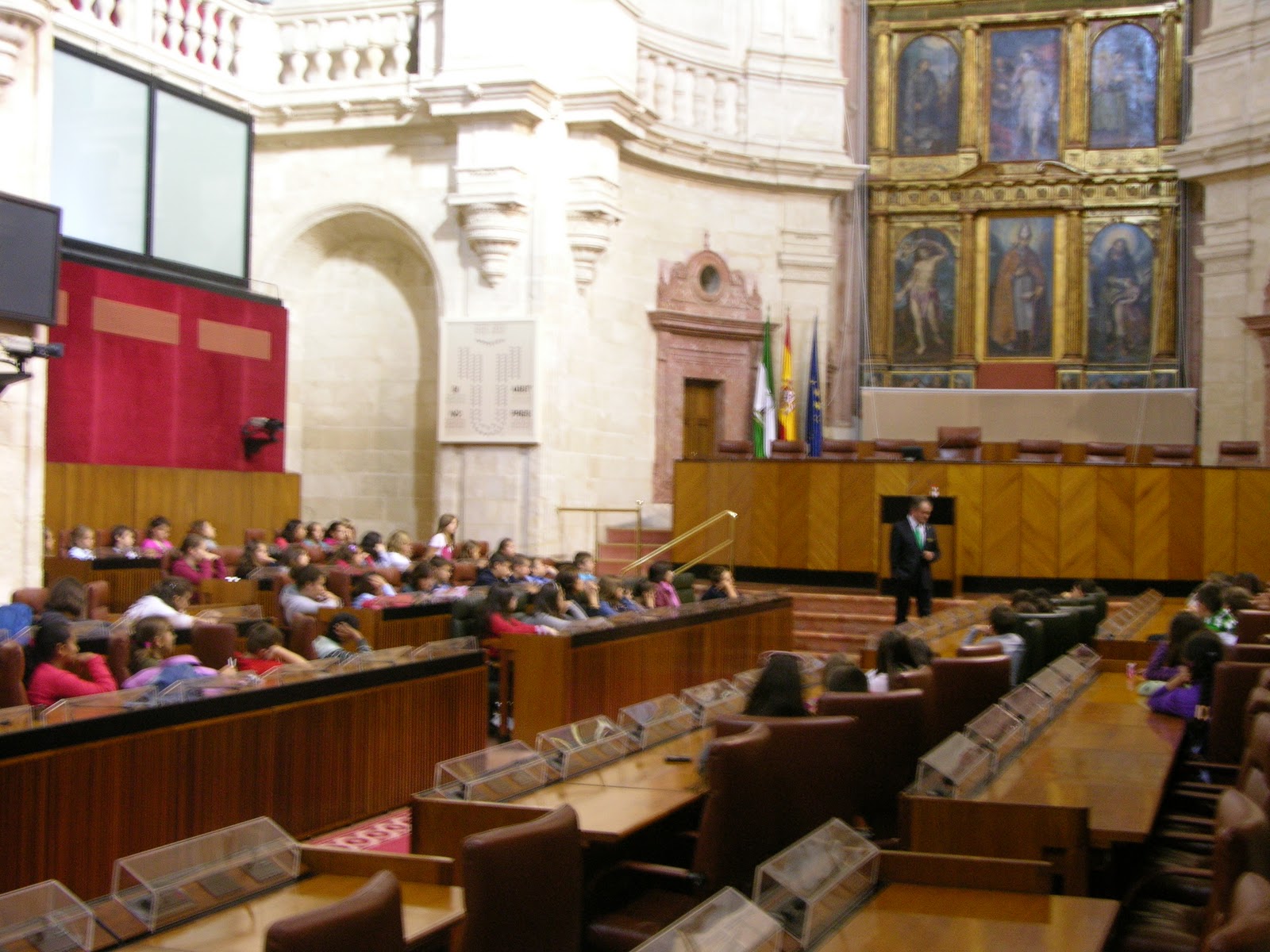 Aventuras en el Aula: Visita al Parlamento Andaluz