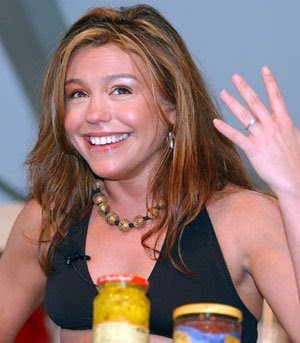 Solatri: is rachael ray hot