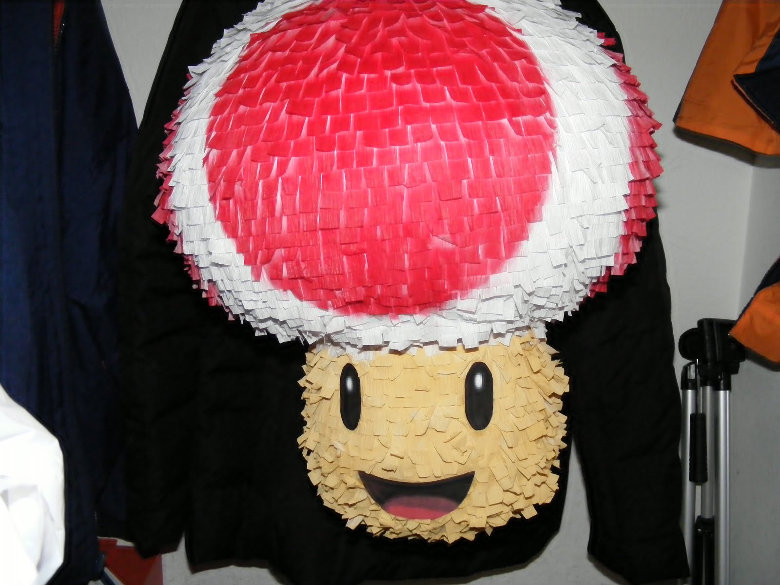 Crafty Party Ideas: TOAD PINATA