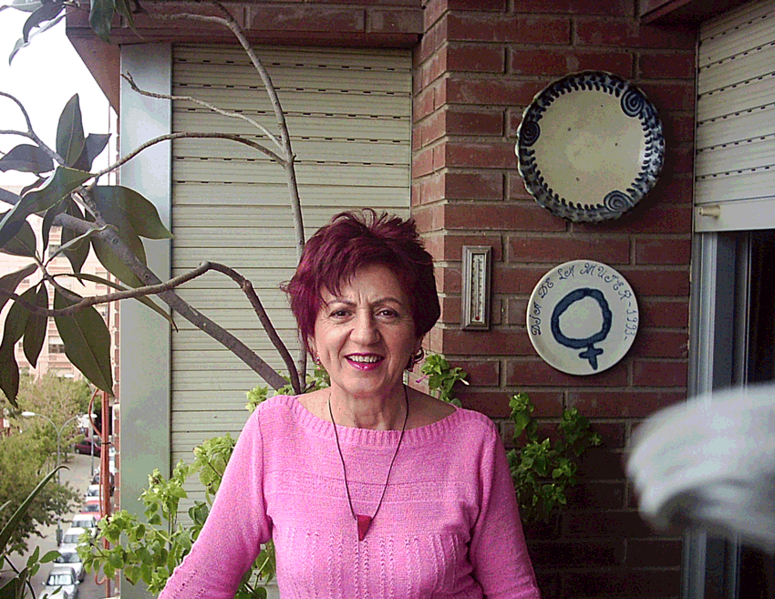 PERFILES JAROTES: Juana Castro, RESEÑA BIOGRÁFICA