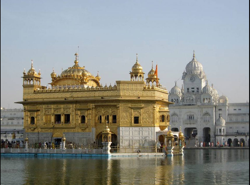 Famous Temples & Landmarks: Golden Temple Amritsar