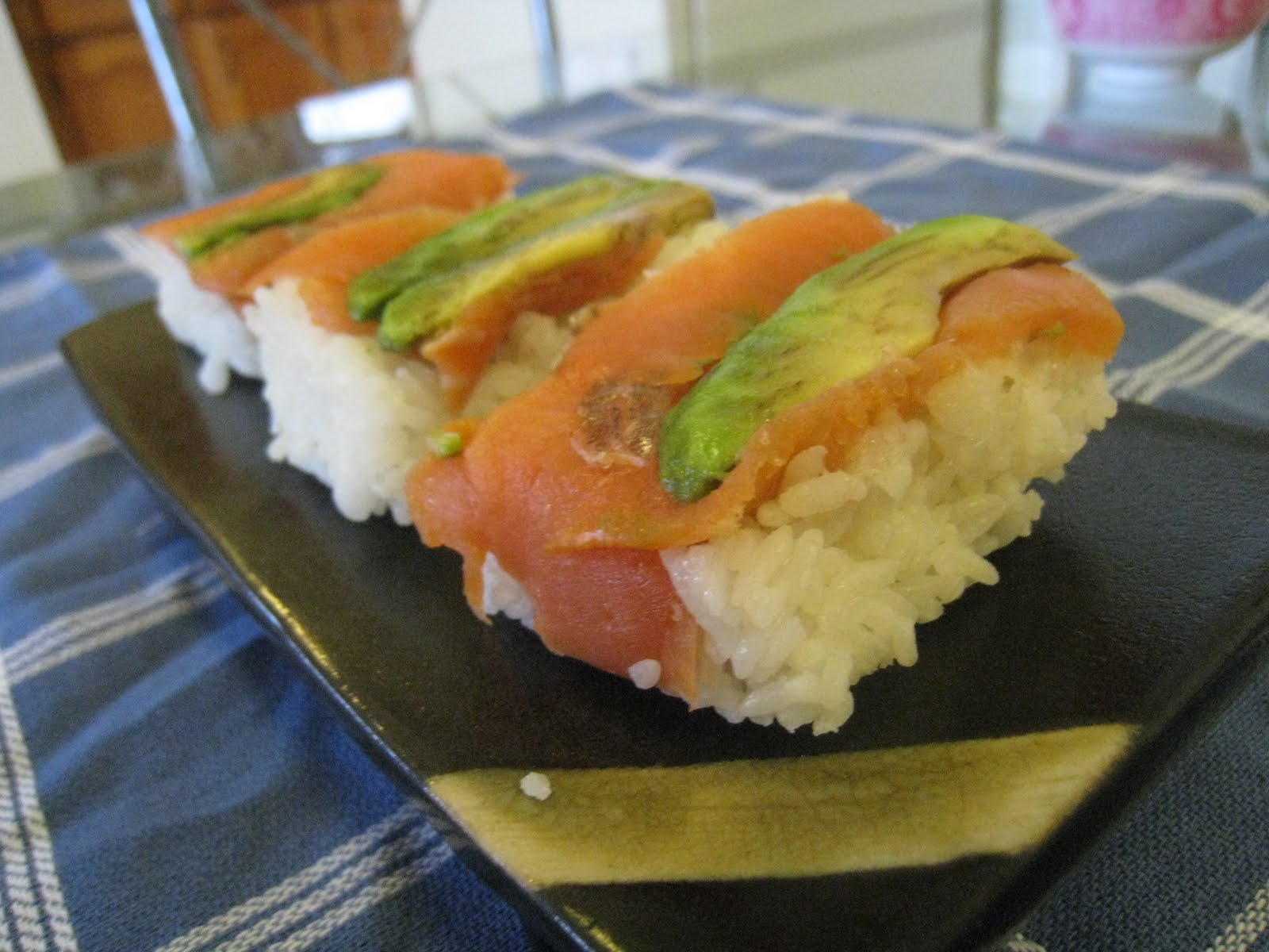 How to cook Yummy foods? Today's dinner !!: OSHI ZUSHI