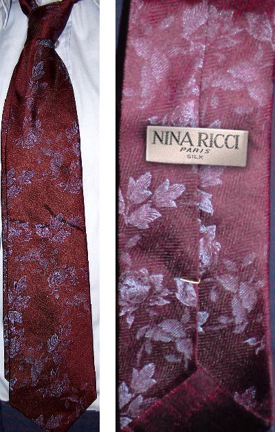 [HELP] Looking for a specific tie for 10th Doctor cosplay and wondering ...