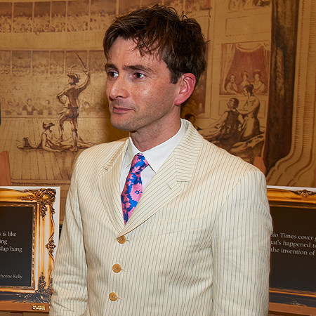 Making My Tennant Suit: The negative Doctor