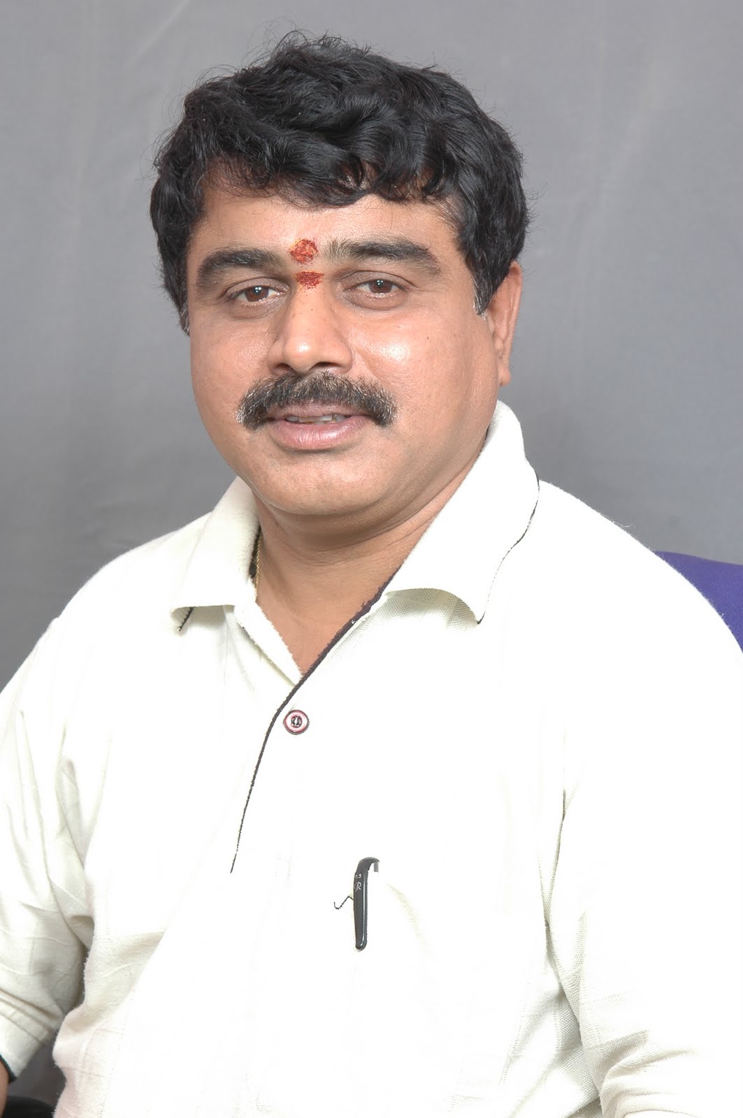 Nagabala Suresh Kumar: Suresh Kumar Close..... Photos....