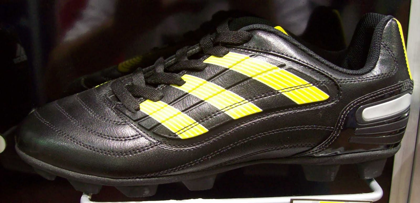 QMN ventas online: BOTINES ADIDAS PREDATOR 2010 COLORES VARIOS $ 264