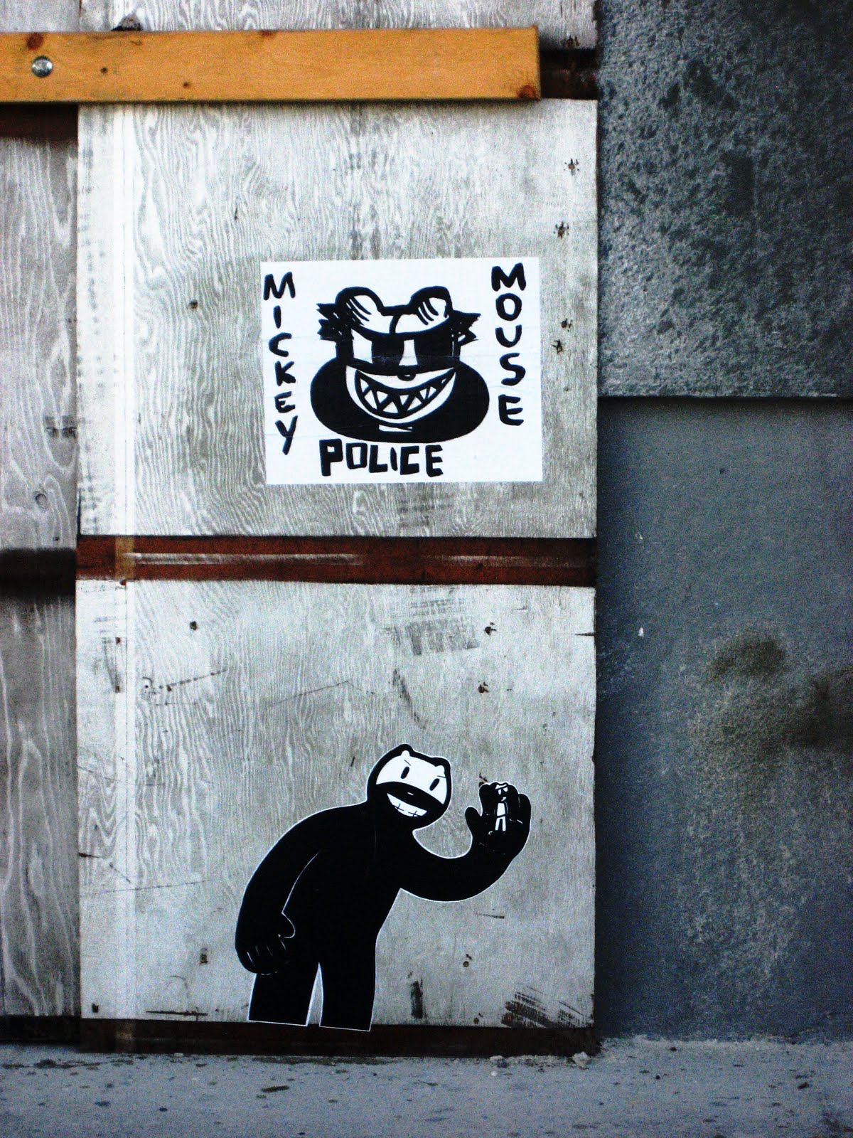 MICKEY MOUSE POLICE
