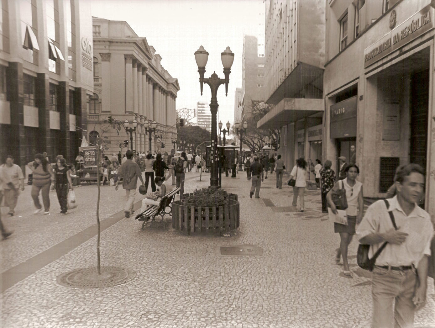 MÍDIA INTEGRAÇÃO COMUNICAÇÃO: HISTÓRIA - CURITIBA ONTEM E HOJE