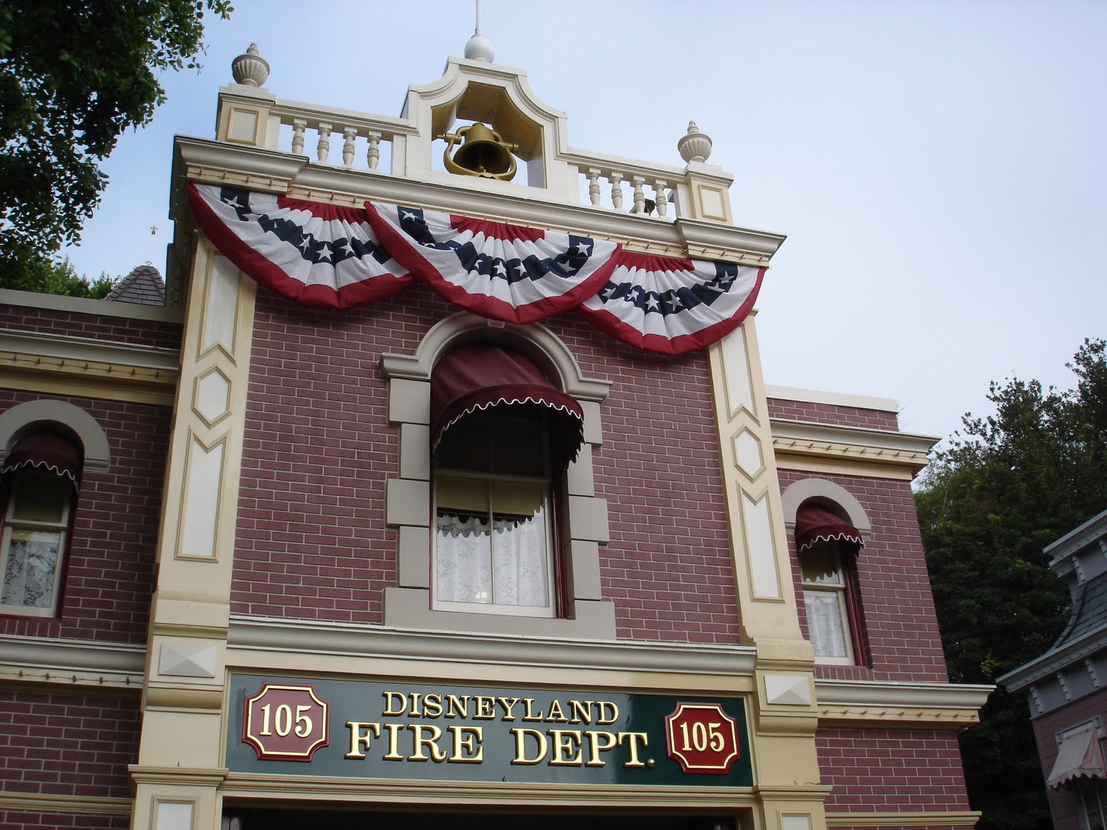Finding The Wrong Words: ... FOR "BEHIND-THE-SCENES DISNEYLAND MAGIC"
