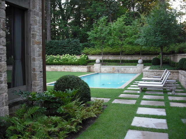 Limestone & Boxwoods: The Perfect Pool