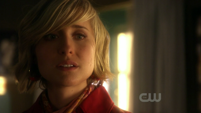 Allison Mack Smallville Season 10