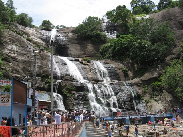 Love to Travel: PUNALUR- SHENKOTTAI METER GAUGE– AN ECSTATIC TRAIN JOURNEY