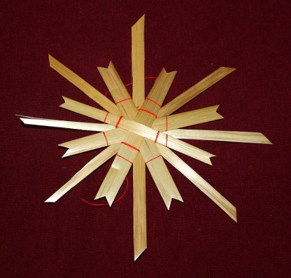 Tutorial for making straw stars | Ursula Markgraf