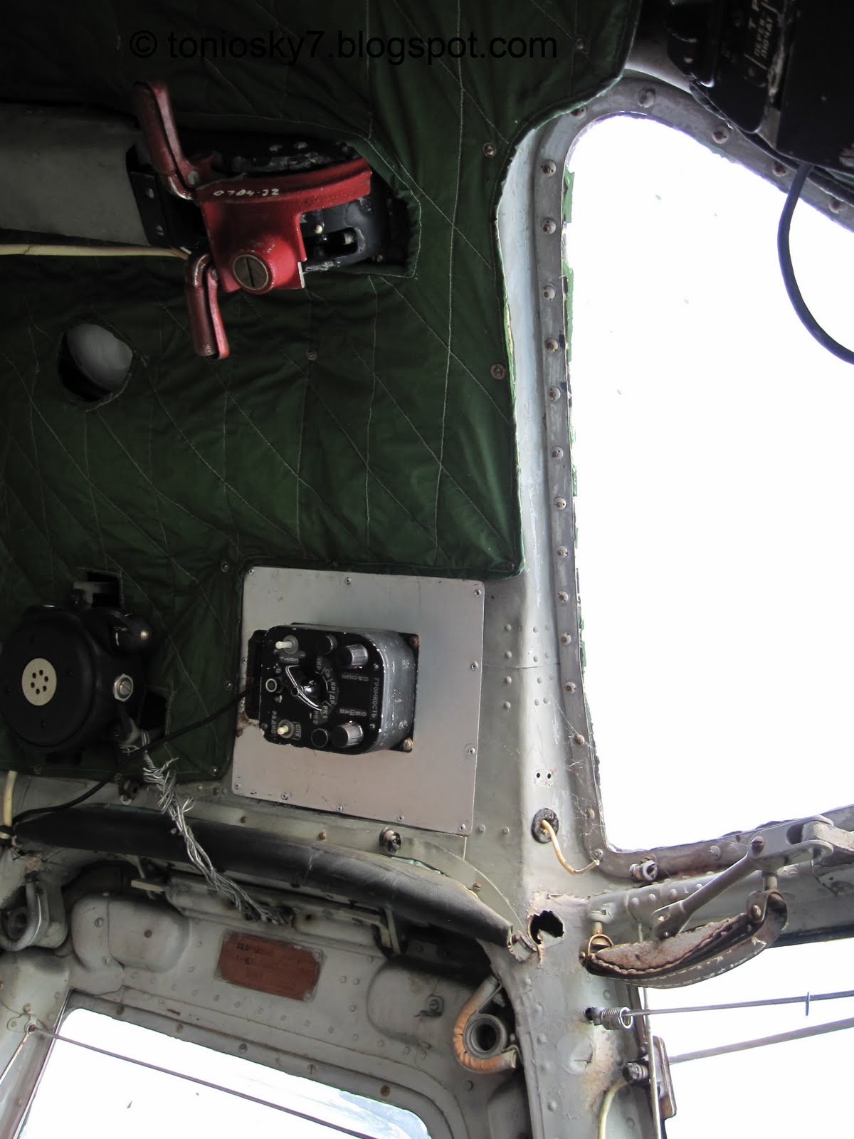 Mil Mi-6 Hook cockpit (Aviation museum of Riga, Latvia)