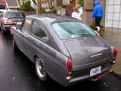 OLD PARKED CARS.: 1968 Volkswagen Type 3 1600 TL Fastback.