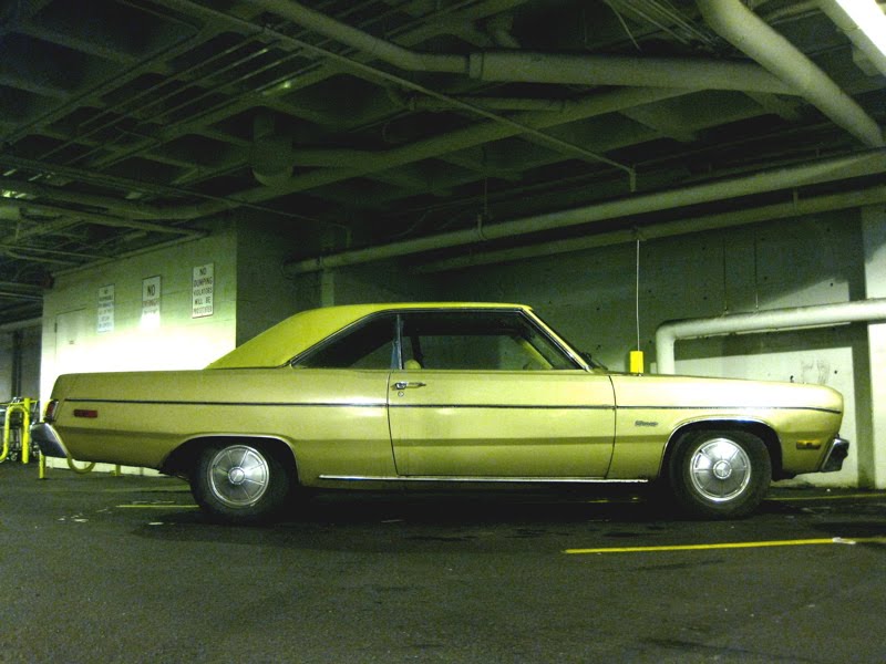 OLD PARKED CARS.: 1976 Plymouth Valiant Scamp.