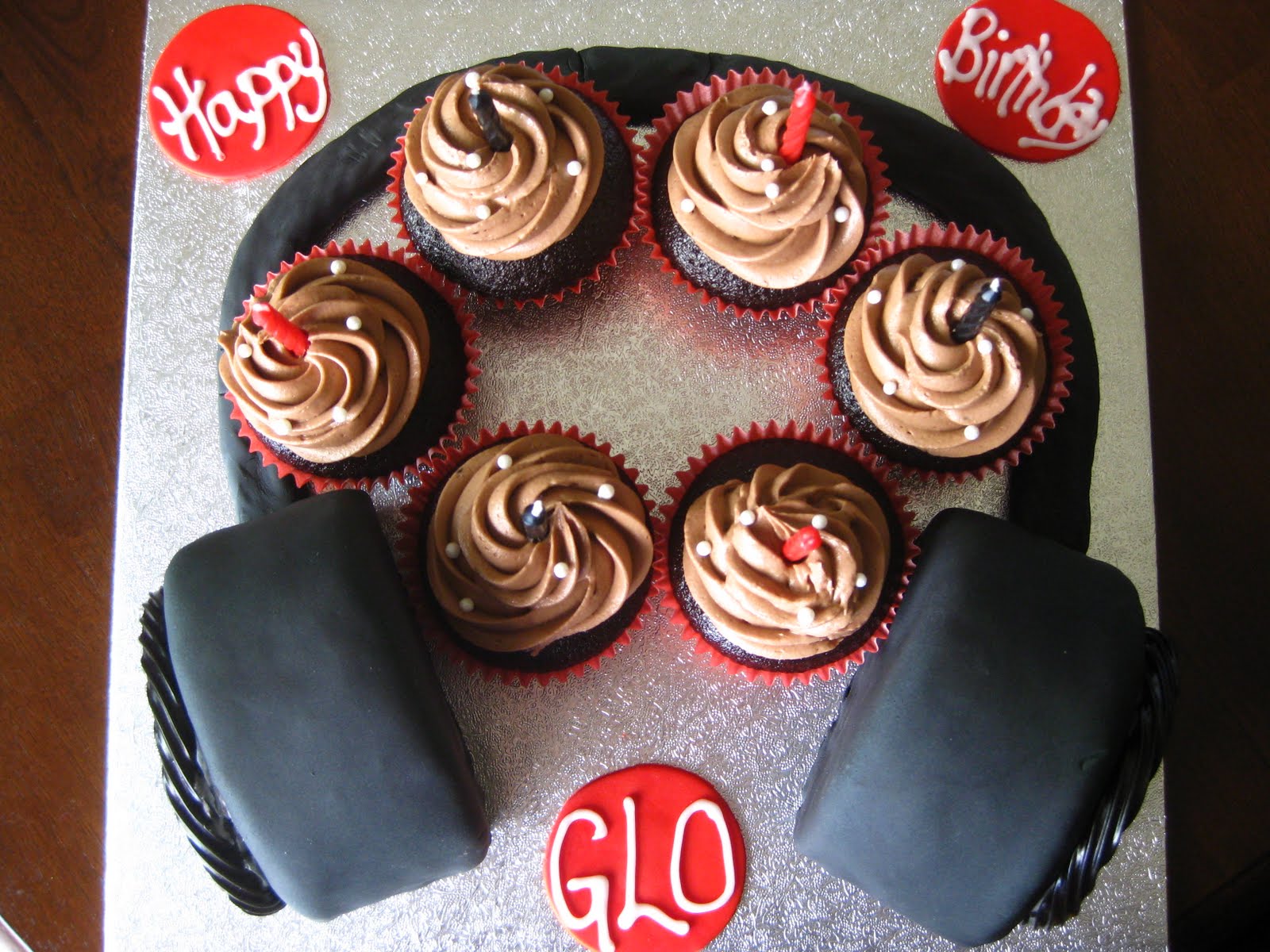 ROXIECAKES Vancouver: Headphones Cake