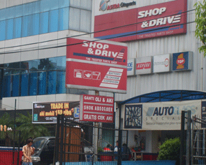 Info Pondok Indah: Shop & Drive