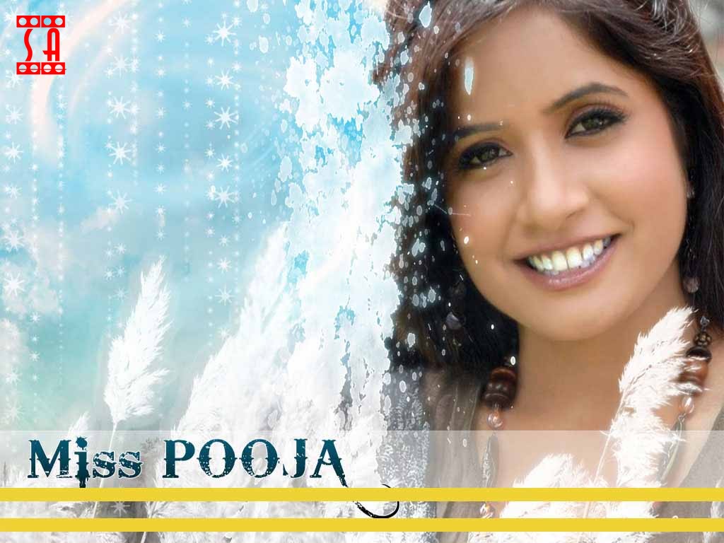 FunPunjabi: Wallpapers of Miss Pooja