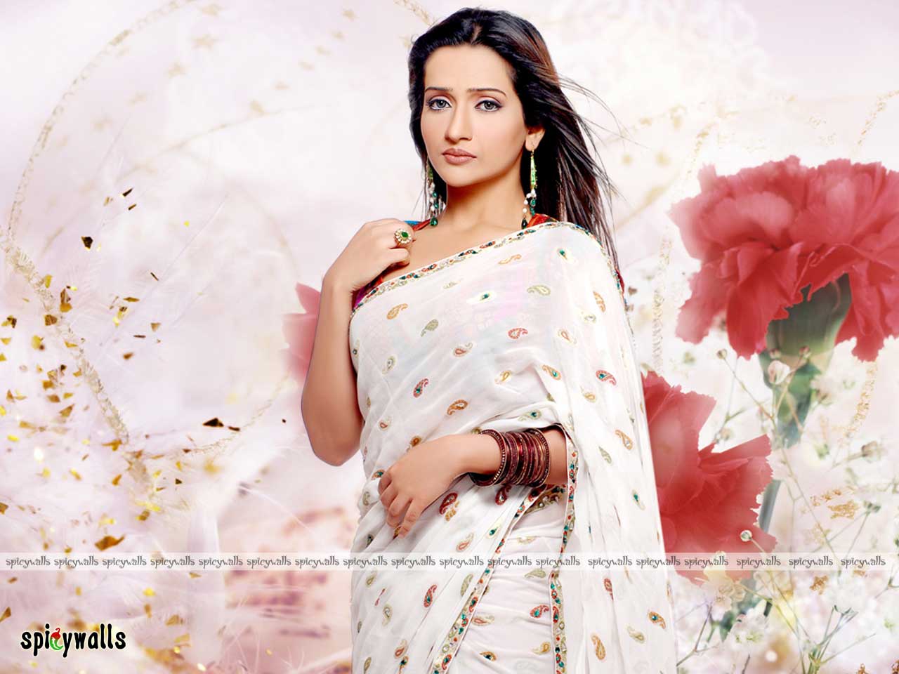 VERY HOT PICS: Devna Pani hot