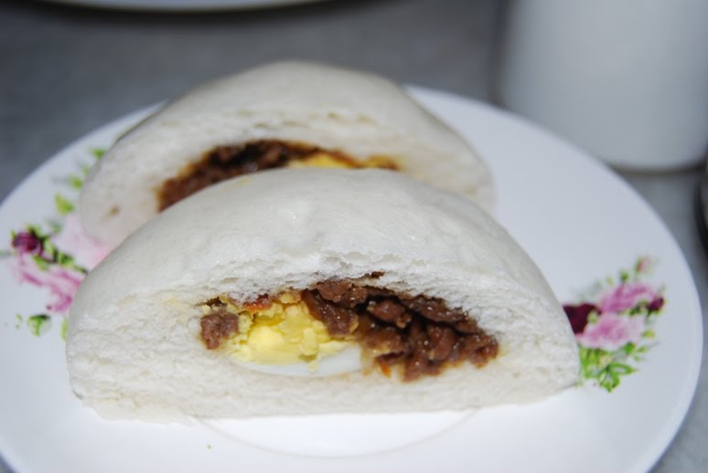 Aina Bakery @ Bandar Baru Bangi: Pau Daging