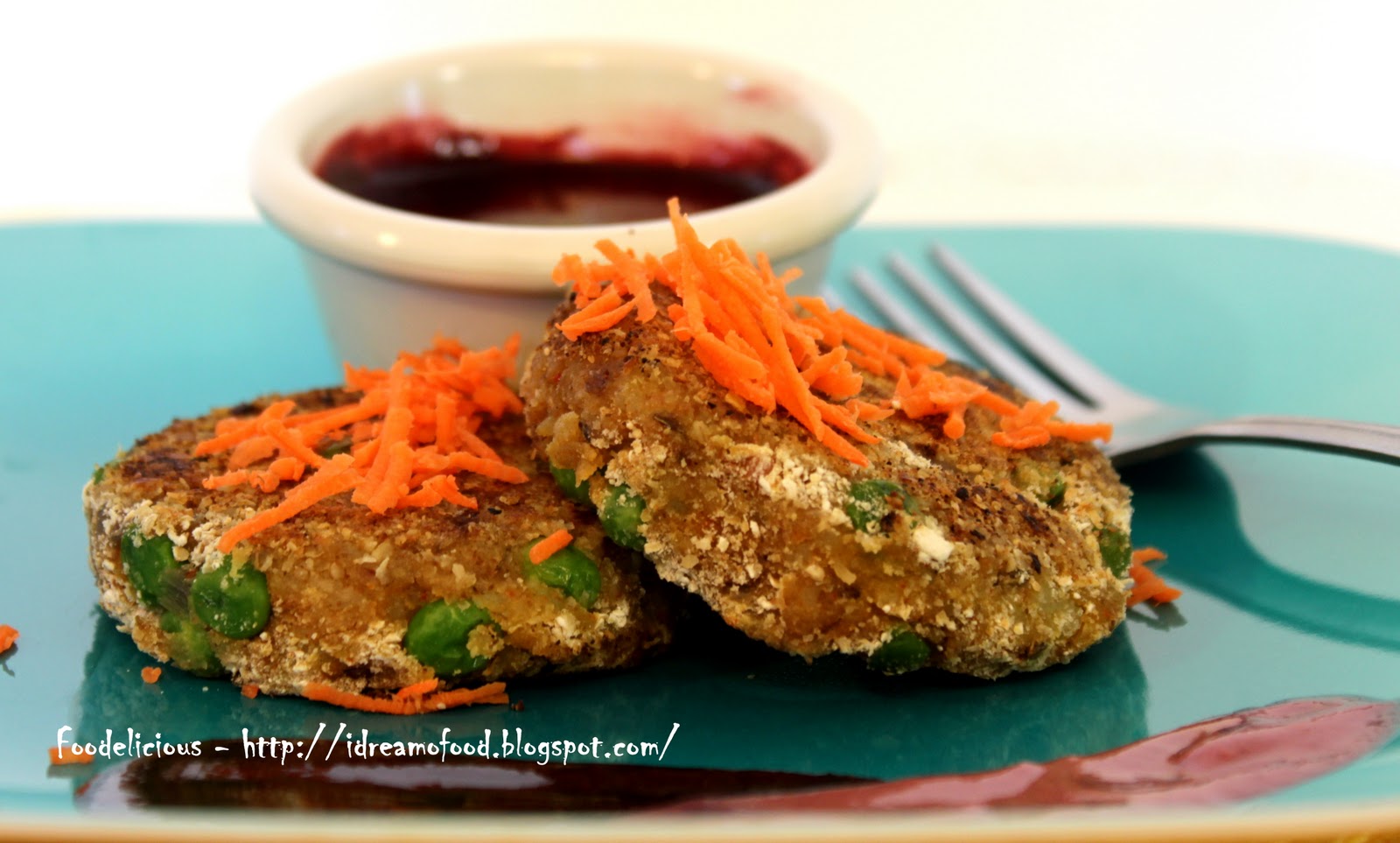 Foodelicious - A Vegetarian playground of spices: Oatmeal crusted ...
