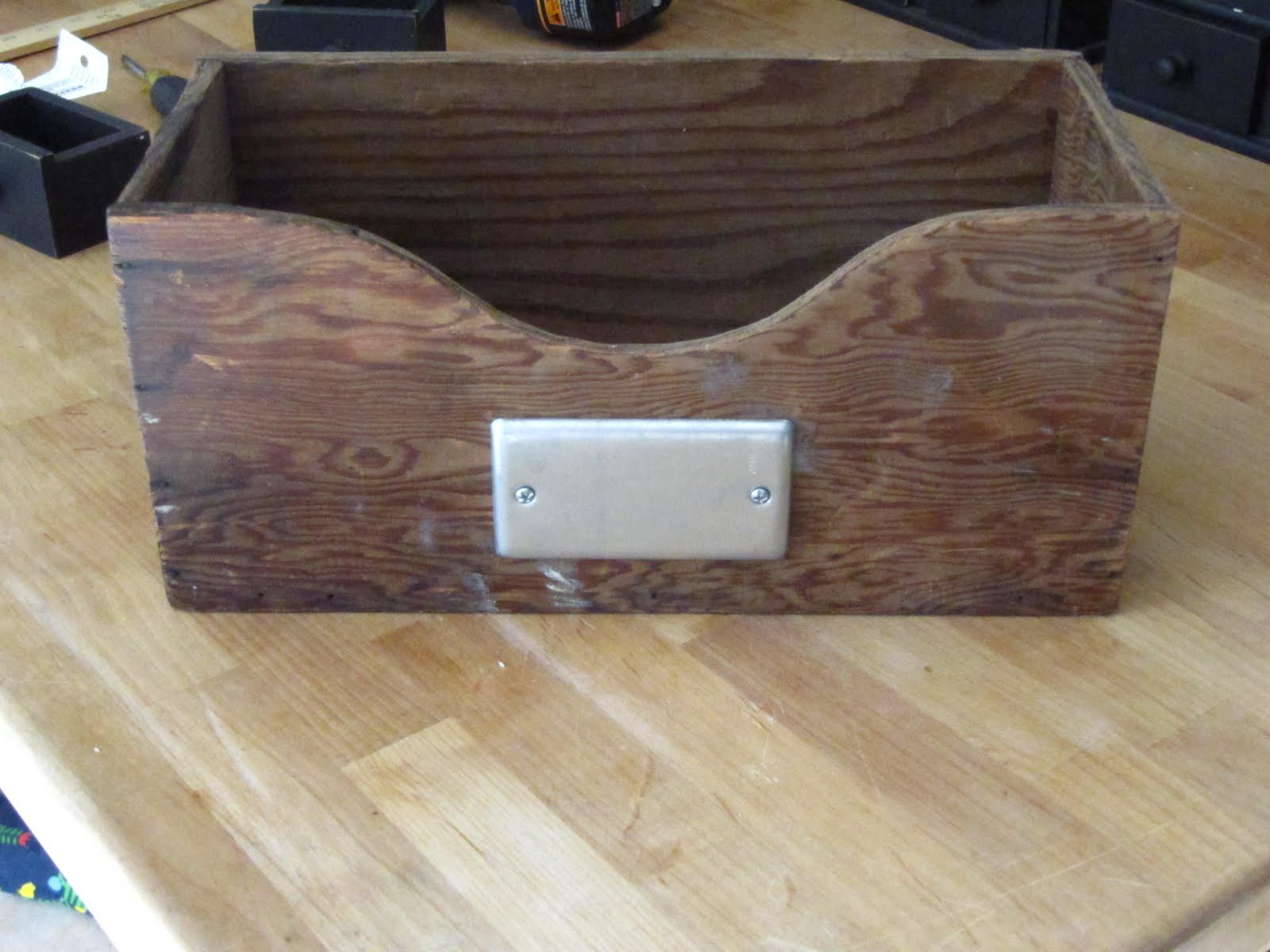 Sew Many Ways...: Tool Time Tuesday...Electrical Switch Plate Organizing