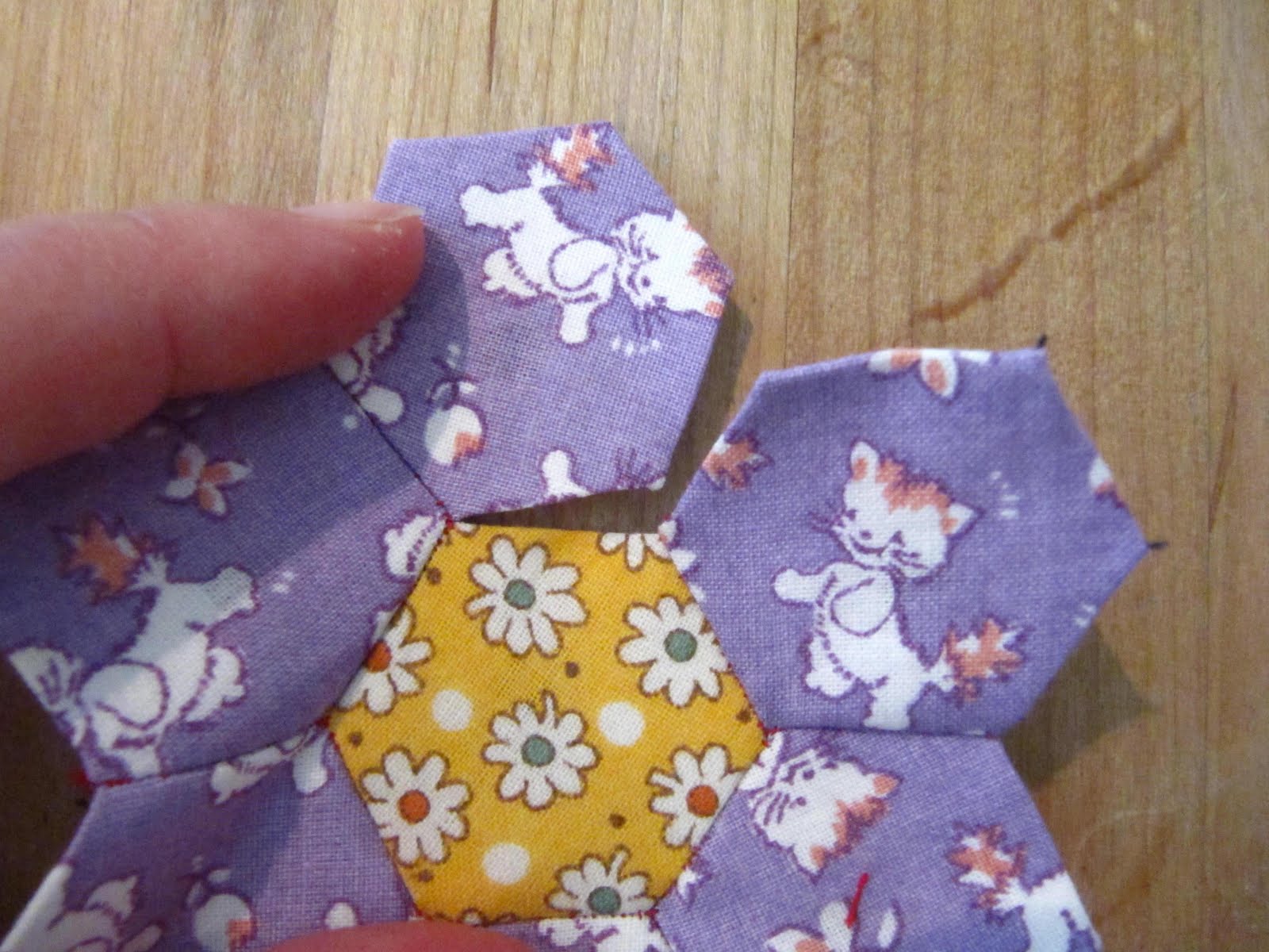 Sew Many Ways...: English Paper Piecing Tutorial...