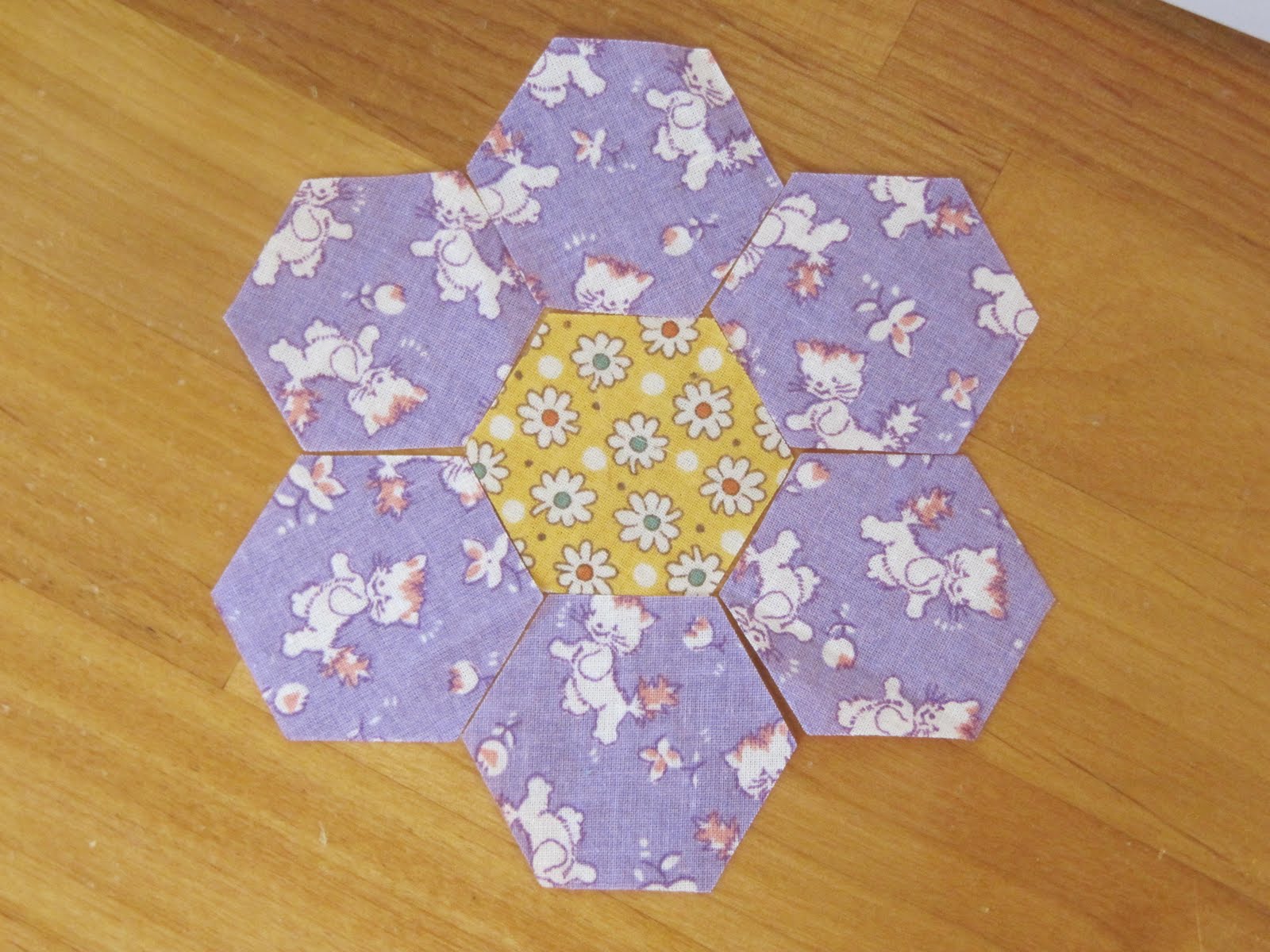 Sew Many Ways...: English Paper Piecing Tutorial...