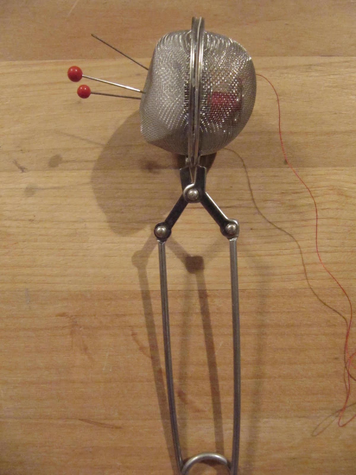 Sew Many Ways...: Tool Time Tuesday...Tea Ball Pincushion