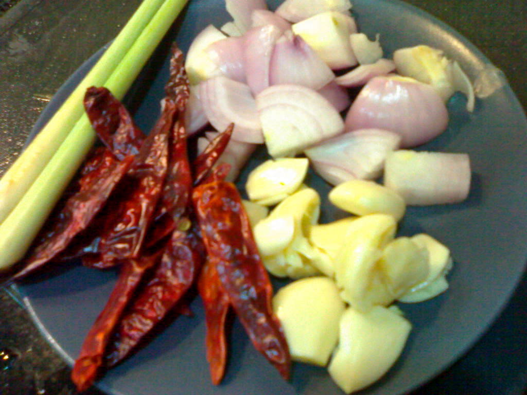 Gastronormias: Assam Fish