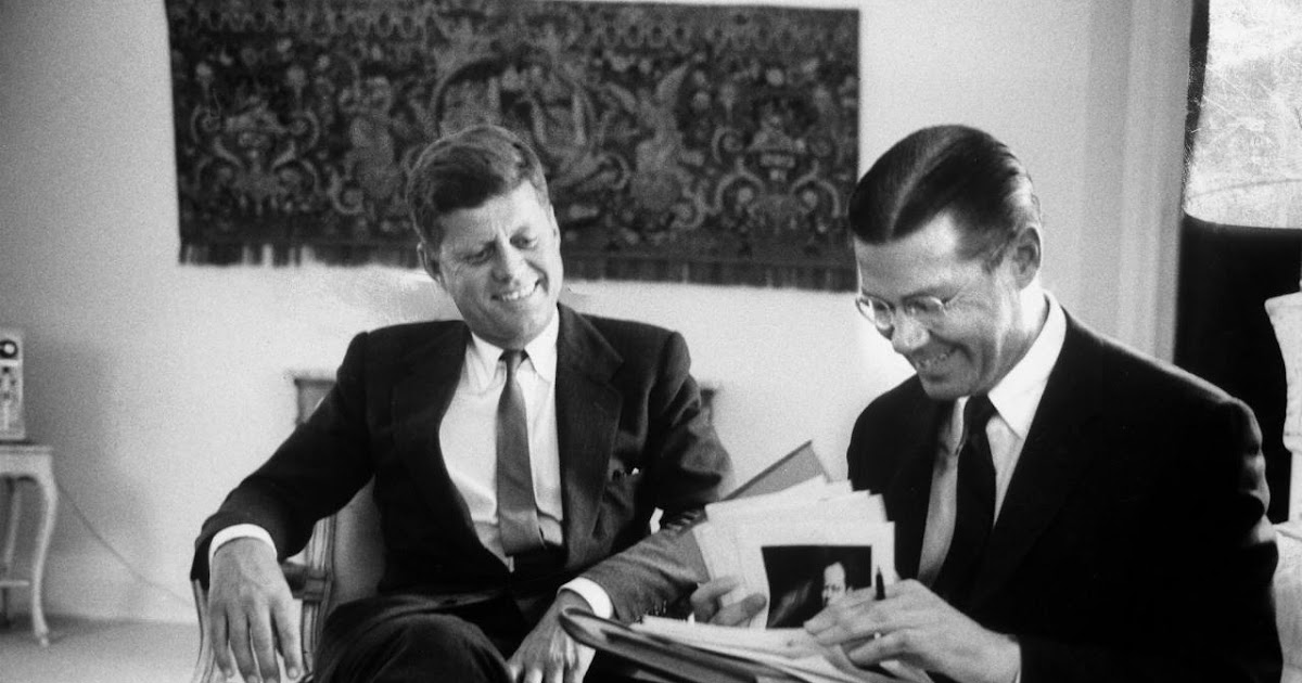 discomBOByoulated: Robert McNamara - 11 Lessons of War