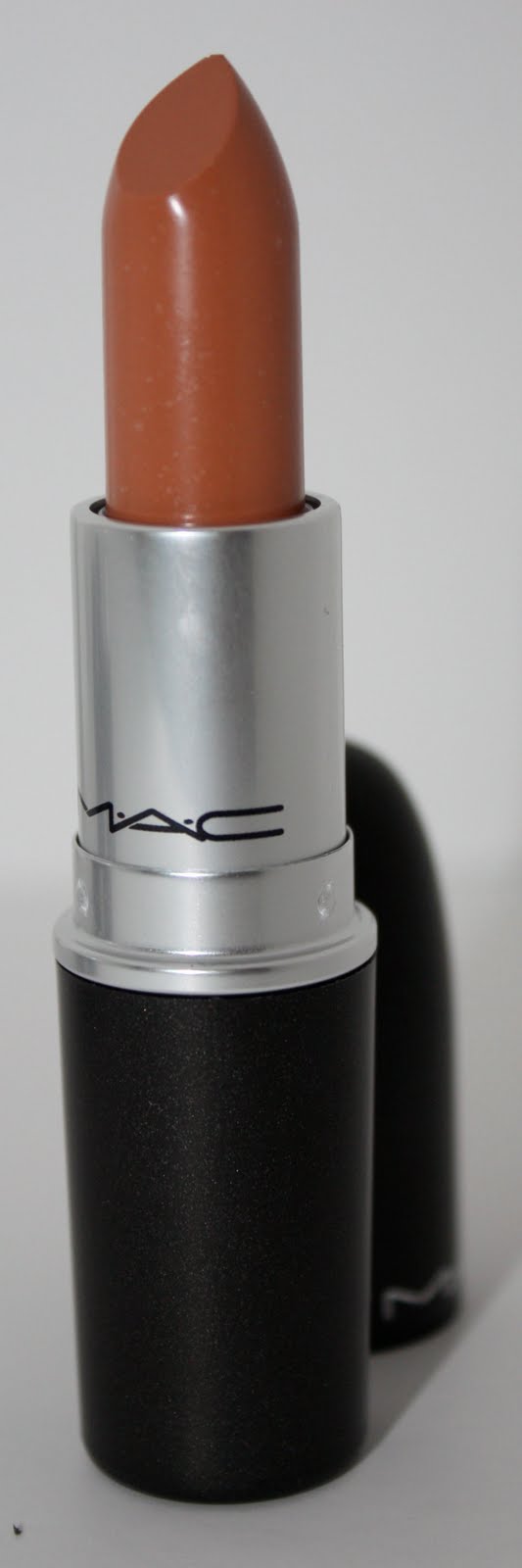 MAC Lustering Lipstick