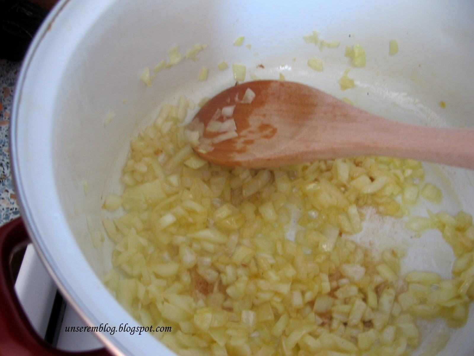 Mami & Amy's Kitchen: BORS RUSESC CU SMANTANA